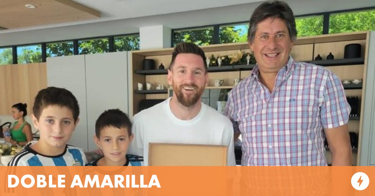 Messi fue declarado ciudadano ilustre de Funes, lugar donde pasa sus ... Messi fue declarado ciudadano ilustre de Funes, lugar donde pasa sus ...